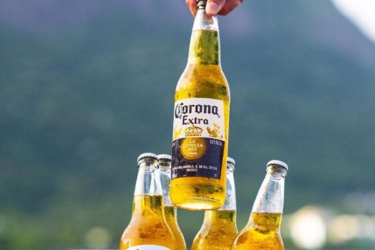 Por que a Ambev (ABEV3) está apostando mais em Corona? | Exame INSIGHT